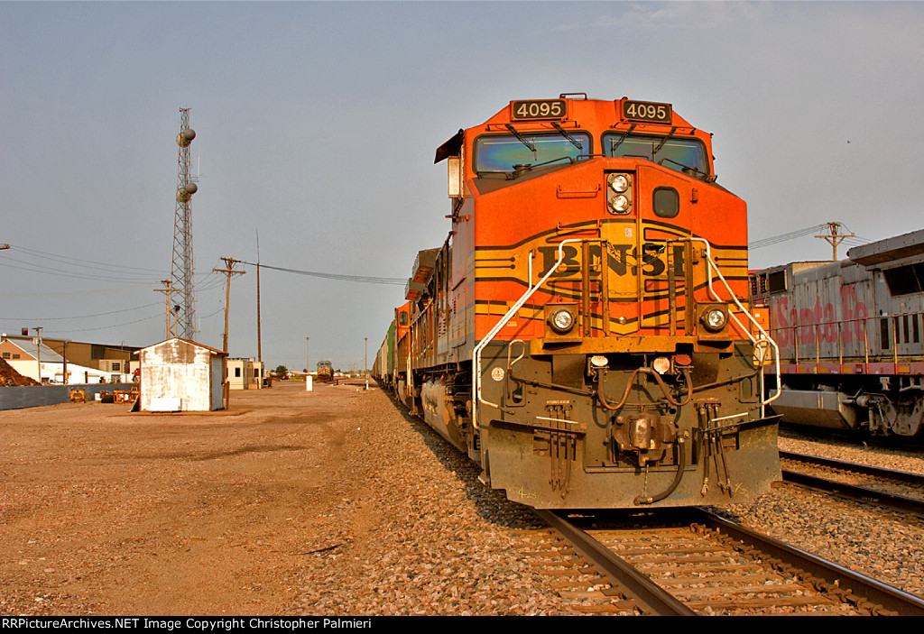 BNSF 4095